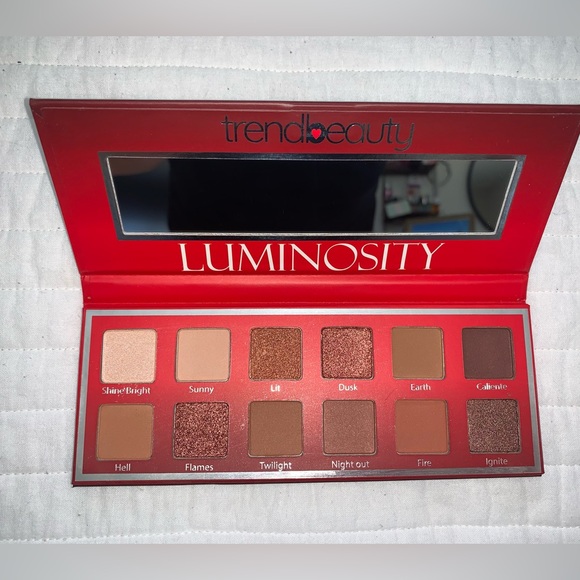 Trend Beauty | Makeup | Trend Beauty Makeup Eyeshadow Palette | Poshmark